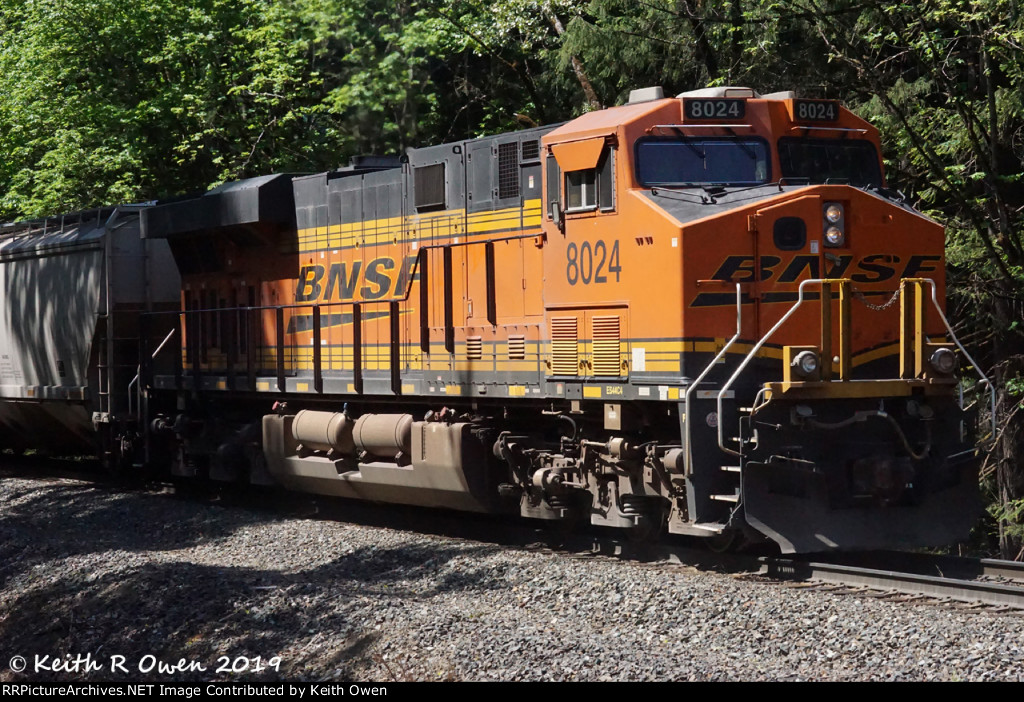 BNSF 8024